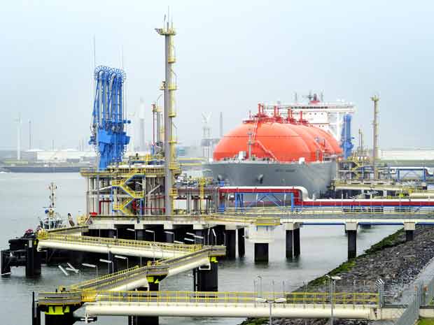 Shell Oil to Begin Selling LNG at T/A Truck Stops