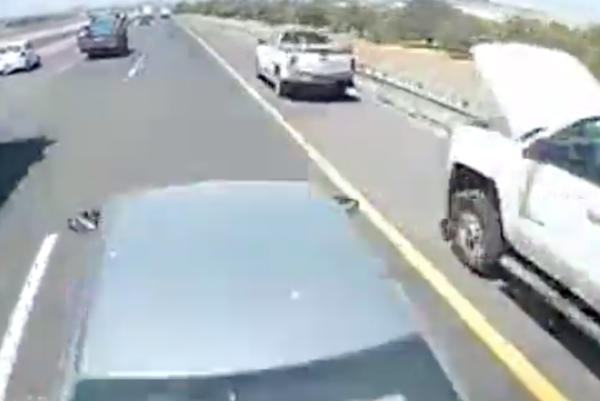 VIDEO: Car driver learns a lesson about rubbernecking