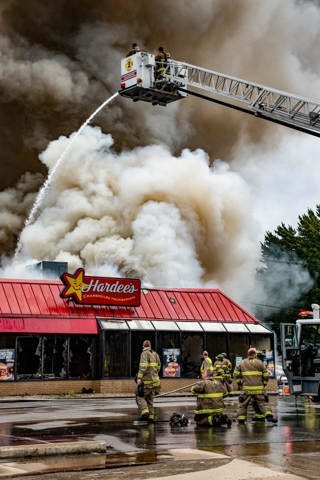Truck driver blamed for sparking fire that destroyed fast food restaurant
