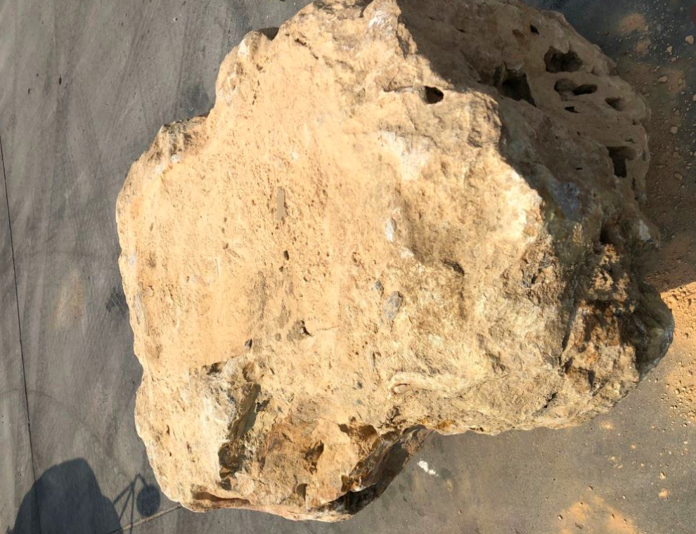 Border Patrol break open boulders hauled by big rig, make $3.9 MILLION bust