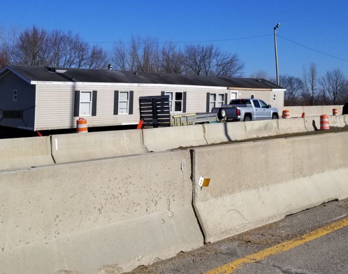 This driver left an entire house behind on an Ohio highway