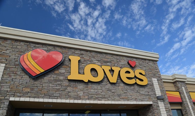 Love's opens a new truck stop in Colorado