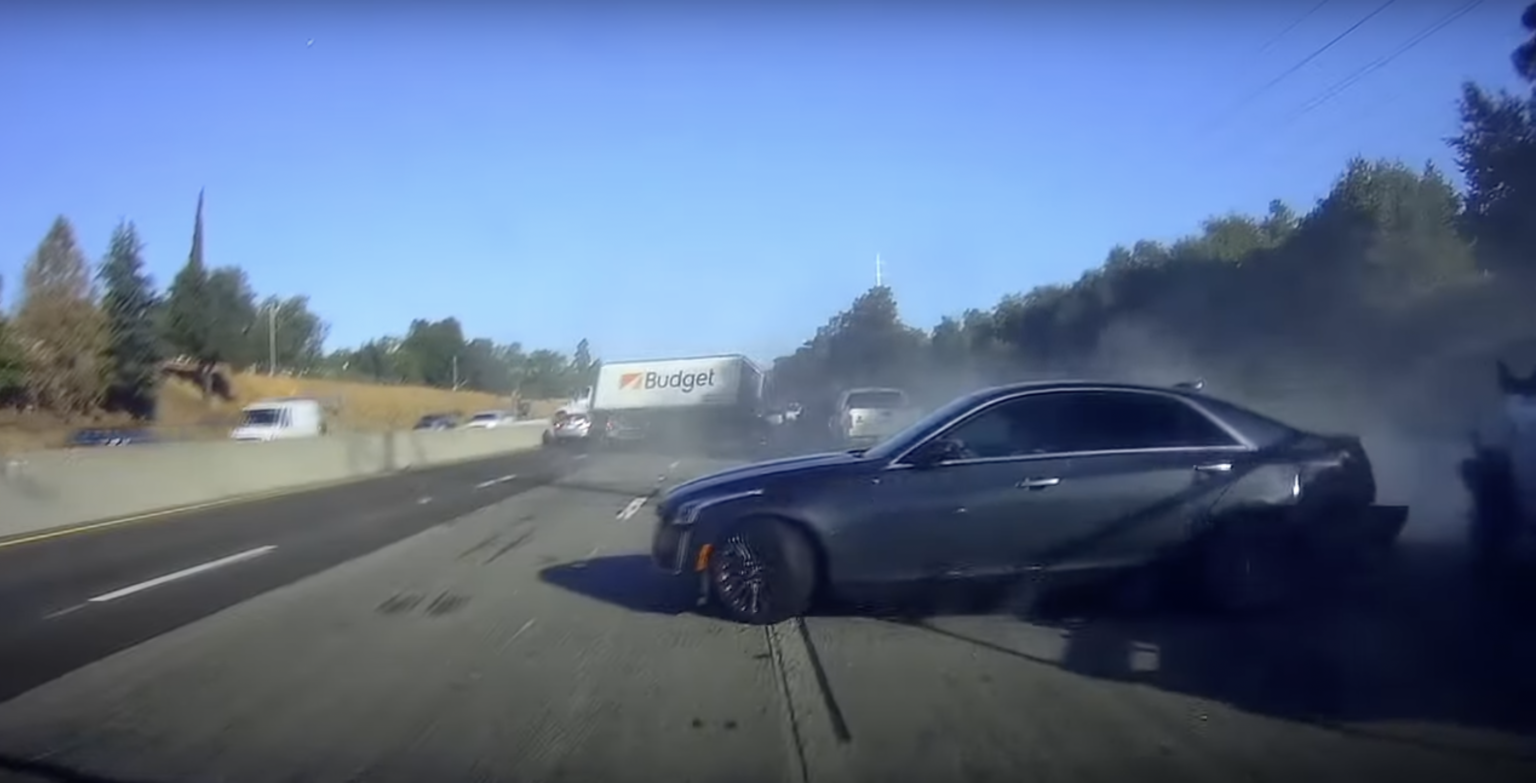 Dash cam captures major chain reaction crash that caused a box truck to ...