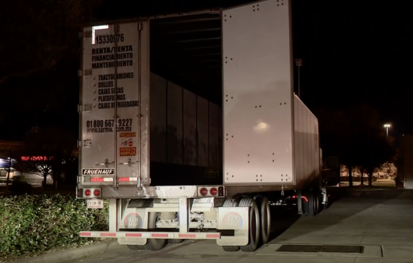 Chase ensues after immigrants seen pouring out of tractor trailer