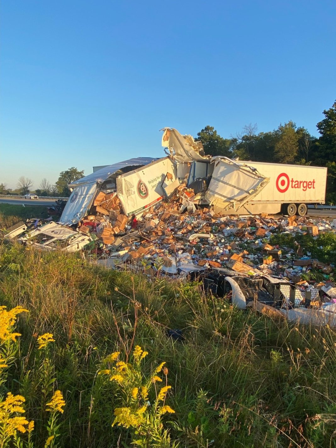 Deadly head-on semi truck crash reported in Indiana
