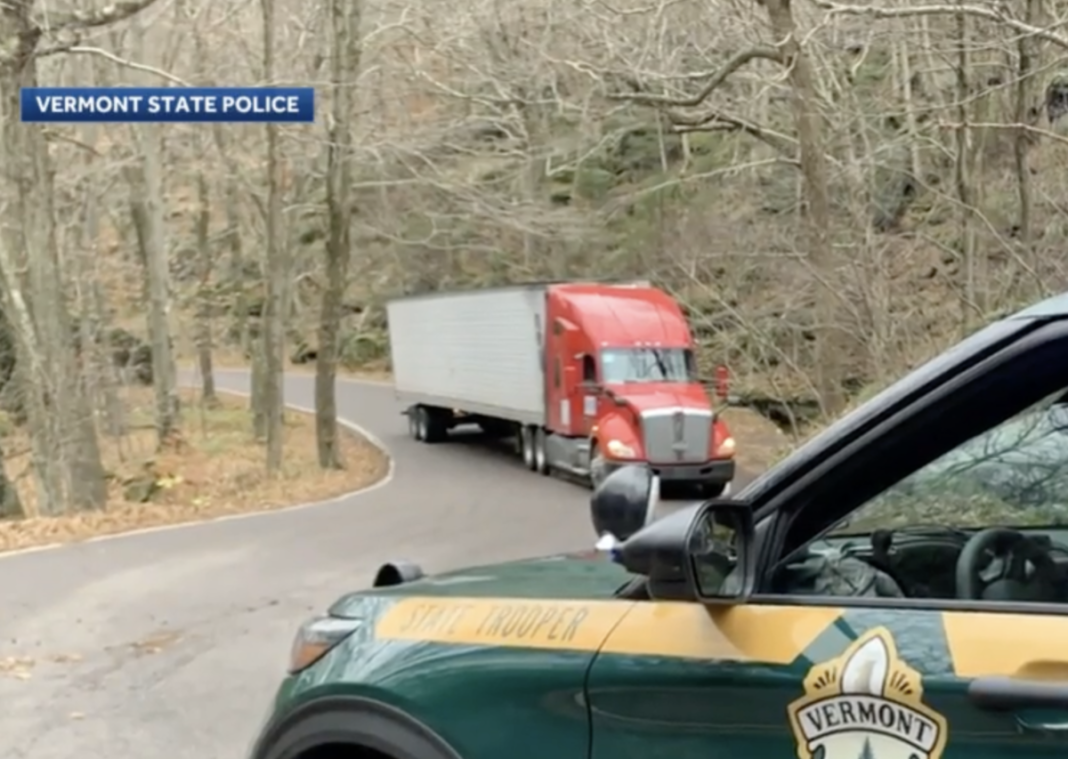 Driver stuck in Smugglers’ Notch arrested for cocaine possession