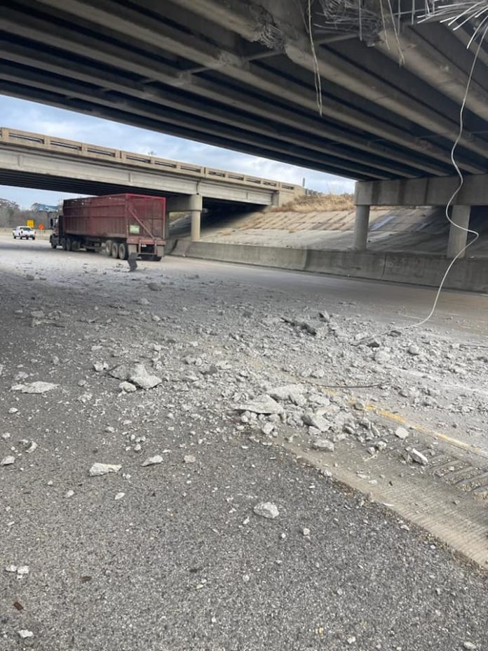 I-10 east in Lafayette Parish remains closed following bridge strike