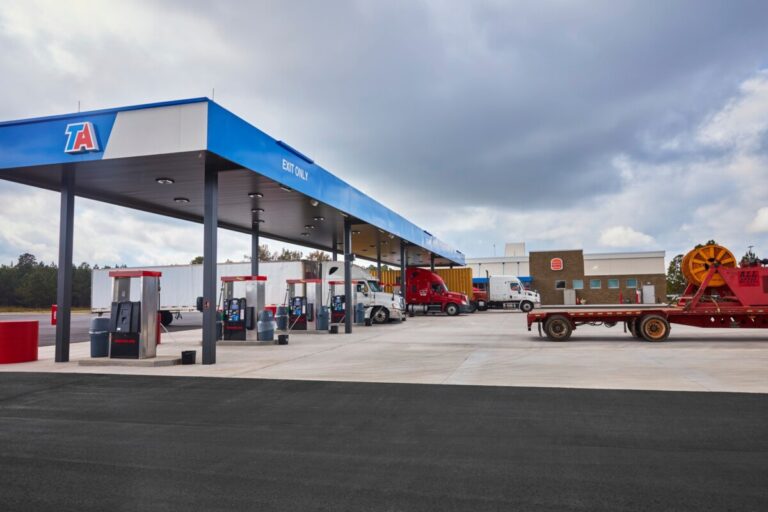 U.S. company offers $1.4 billion, urges TravelCenters of America to ...