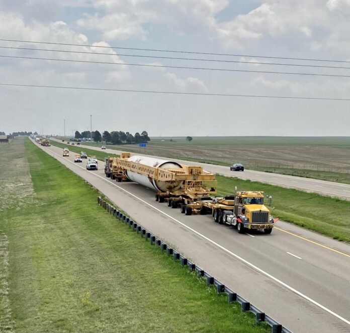 SpaceX super loads spotted rolling through Kansas