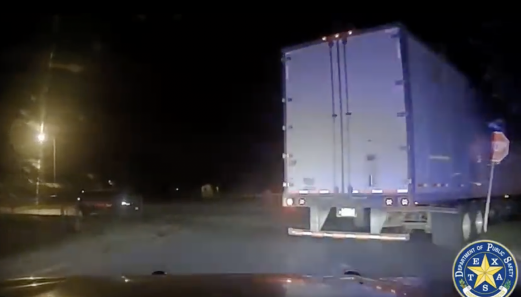 VIDEO: Texas police chase stolen semi with 18 people plus driver ...