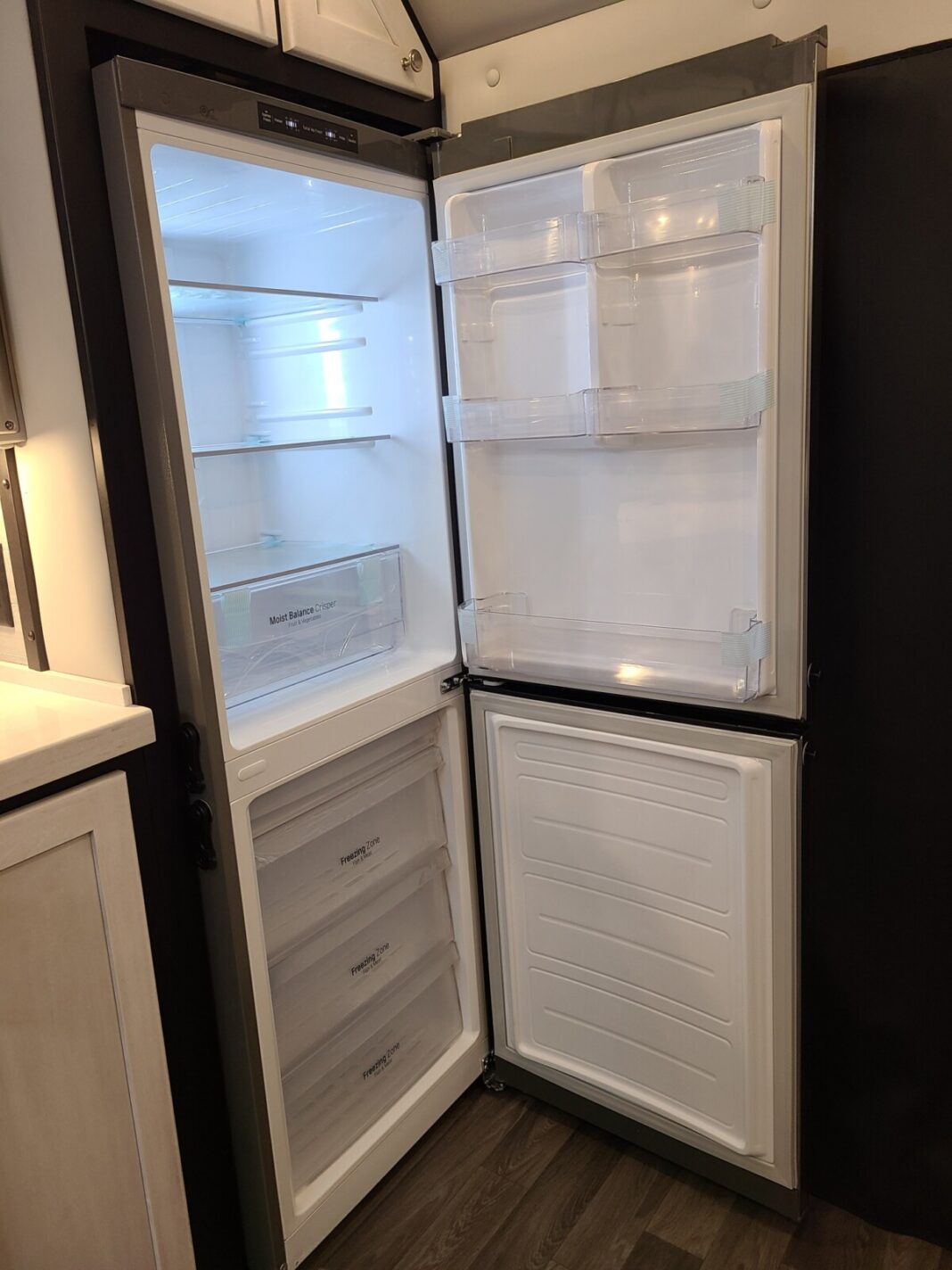 Take a look inside this 2024 Peterbilt 389 Ultra Cab with 174" Custom ...