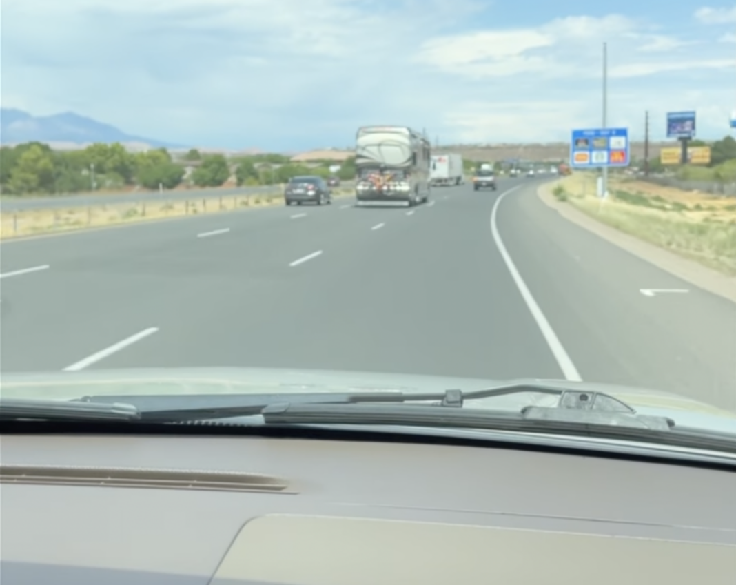 VIDEO: Utah cop sets the record straight on who should yield when a ...