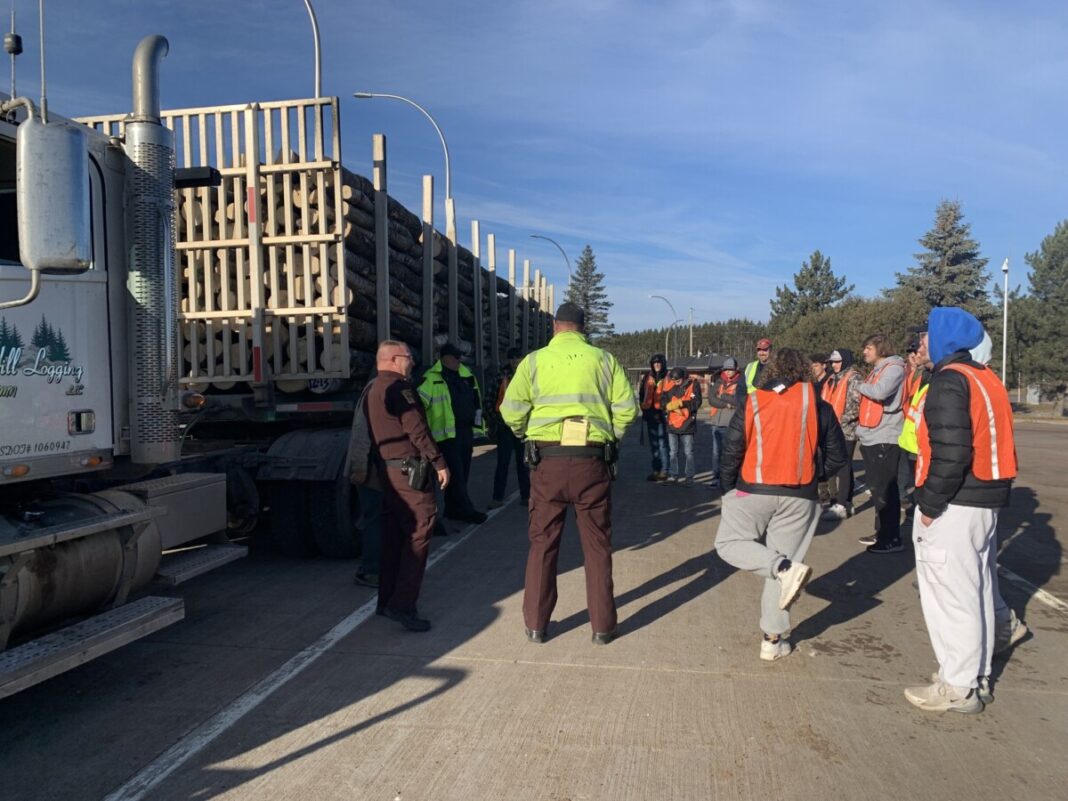 Students visit Minnesota weigh station to learn about the importance of ...