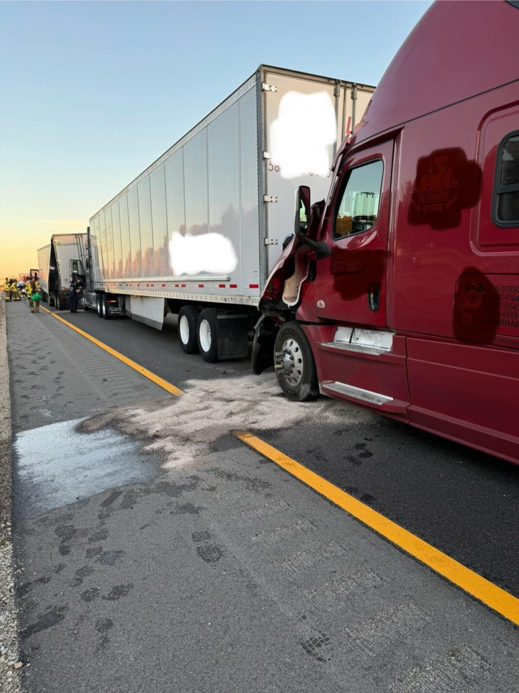 Two hurt in three semi truck chain-reaction crash in Illinois ...