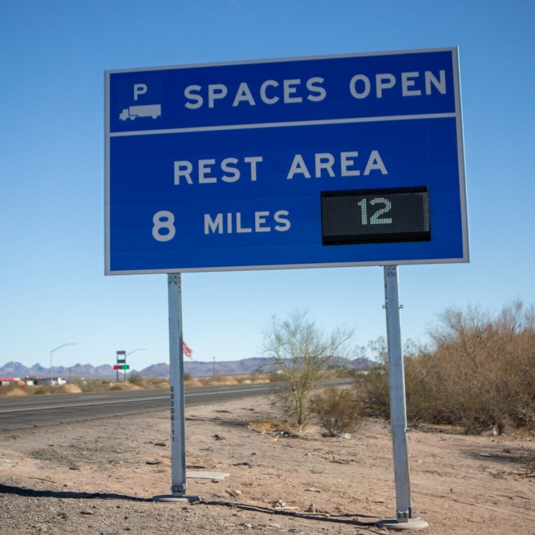 Real-time I-10 truck parking info now available on Arizona DOT website