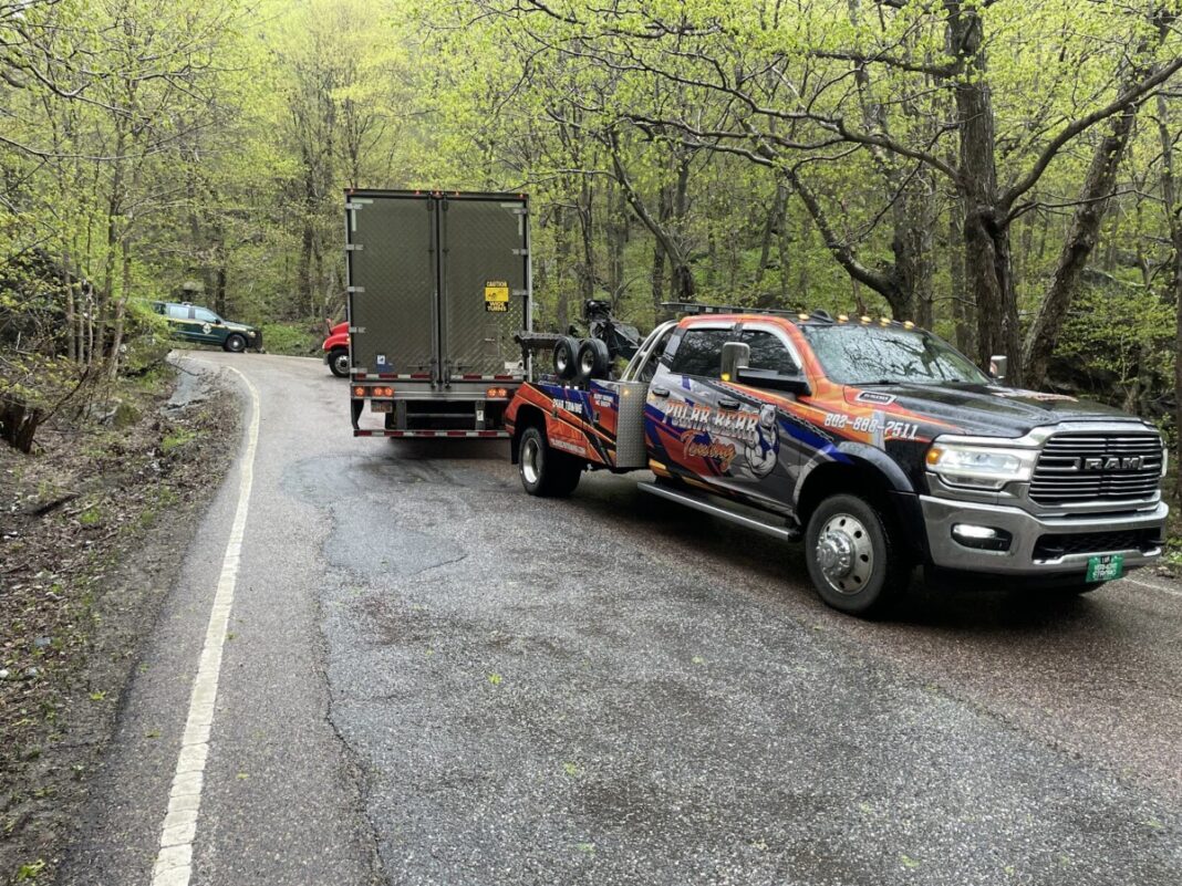 $2,347 fine issued for tractor trailer stuck in Smuggler's Notch