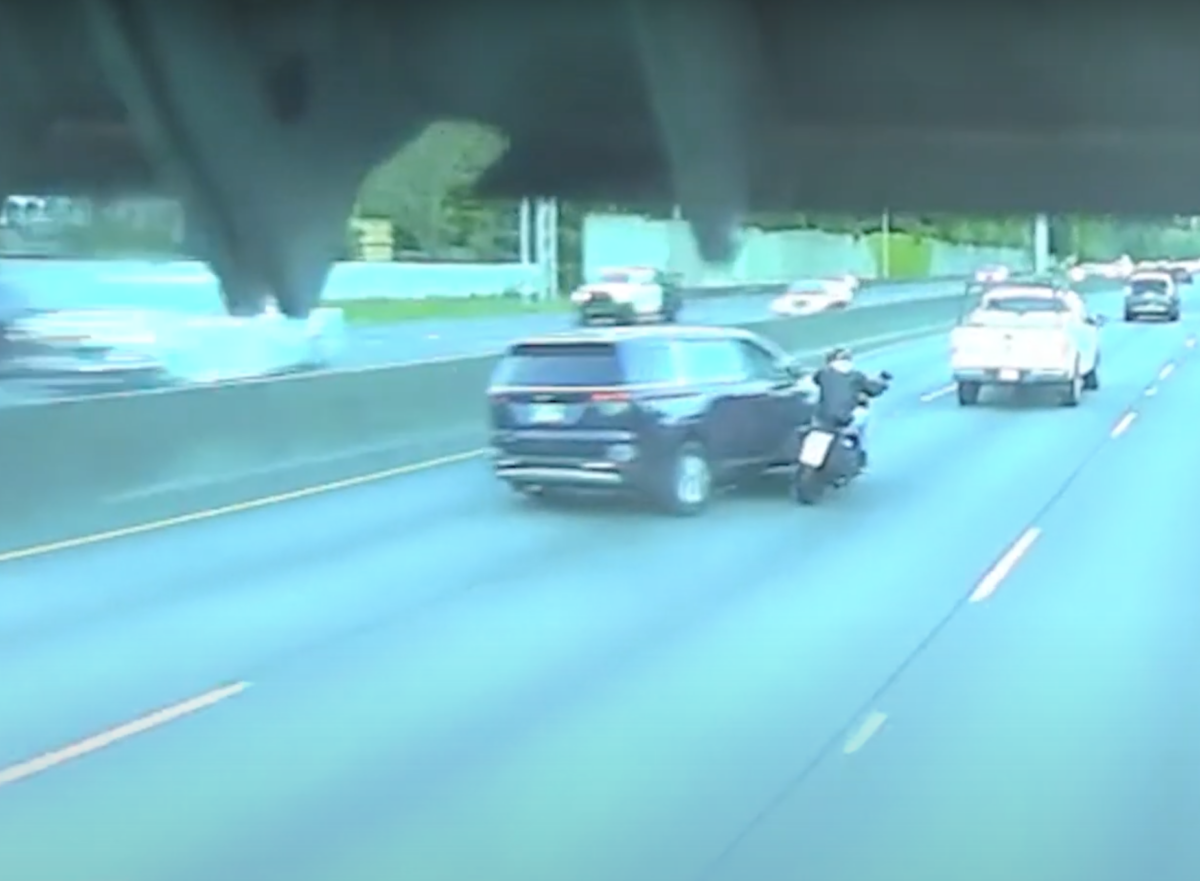 Oregon cops share dash cam of Kia driver suspected of intentionally ...