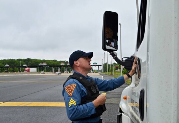 How should motor carriers assess a commercial vehicle driver's English ...