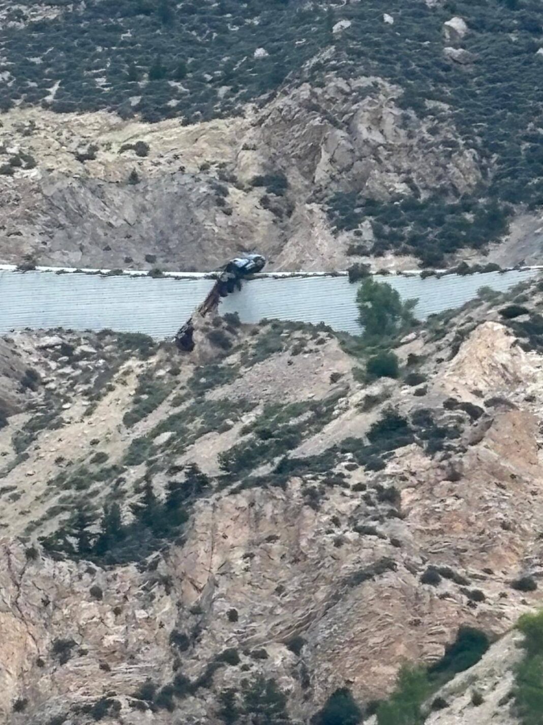 Recovery underway for semi truck that crashed on Wyoming mountain ...